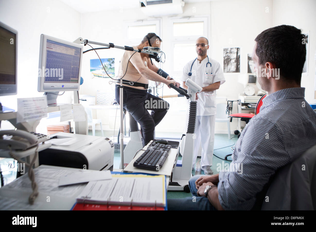STRESS TEST, ELDERLY PERSON Stock Photo - Alamy