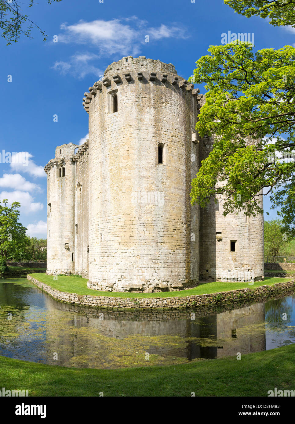 Pretty english castle hi-res stock photography and images - Alamy