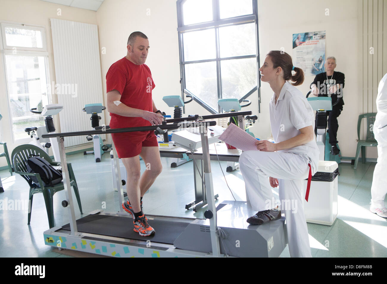 Paramedic heart hi-res stock photography and images - Alamy