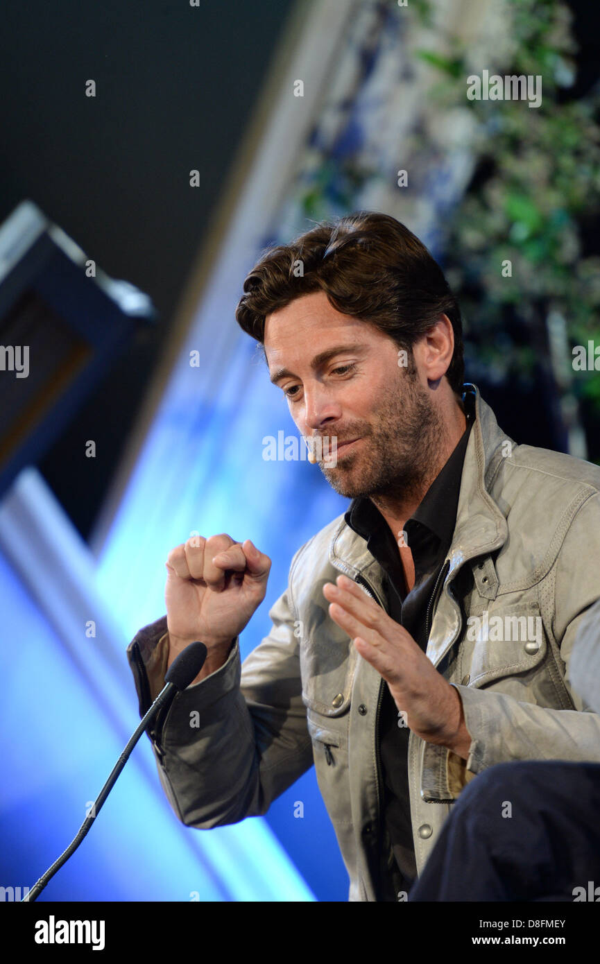 David blakely hi-res stock photography and images - Alamy