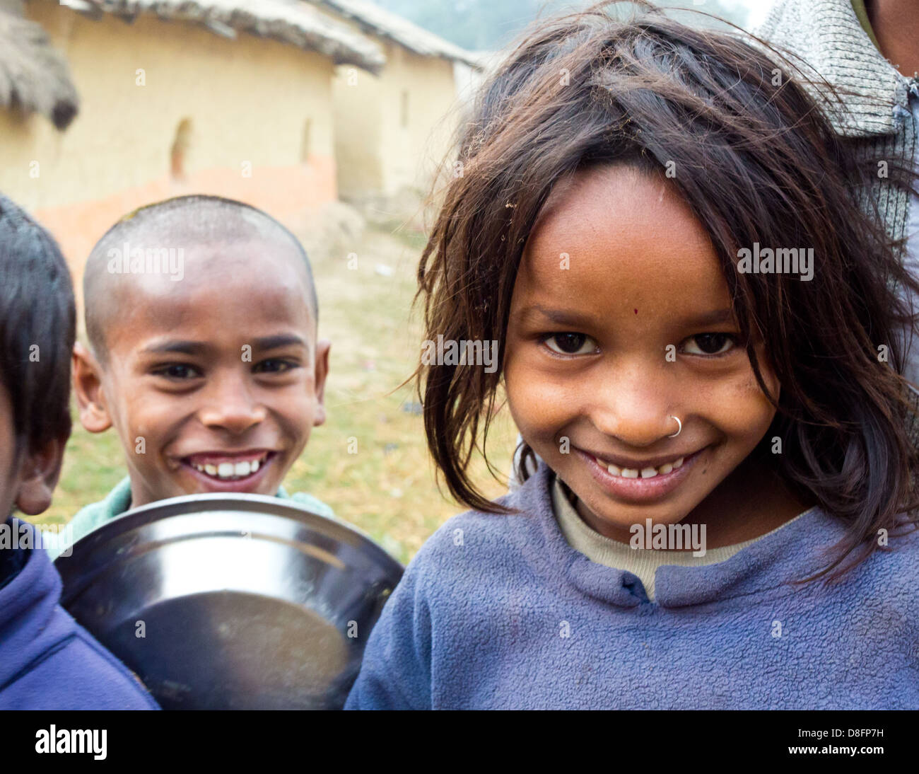 Poor children smiling hi-res stock photography and images - Alamy