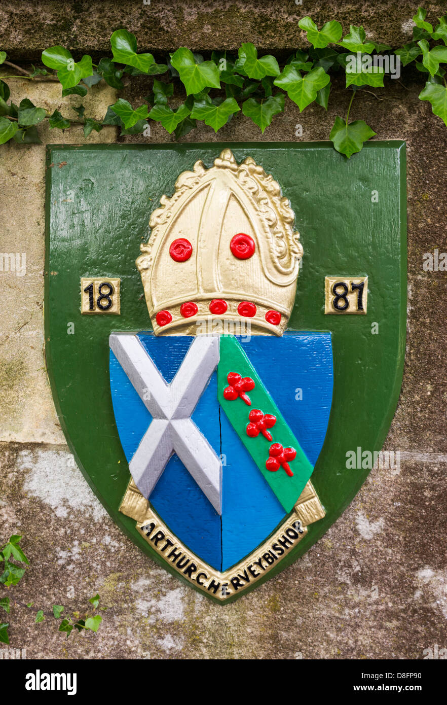 Heraldic coat of arms crest hi-res stock photography and images - Alamy