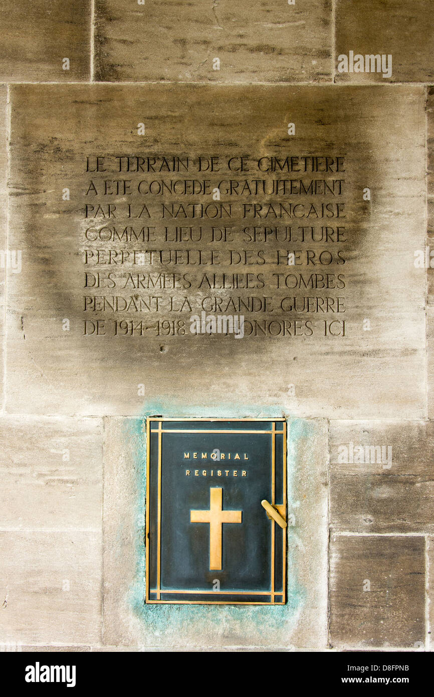 Dud Corner Cemetery Loos Stock Photo - Alamy