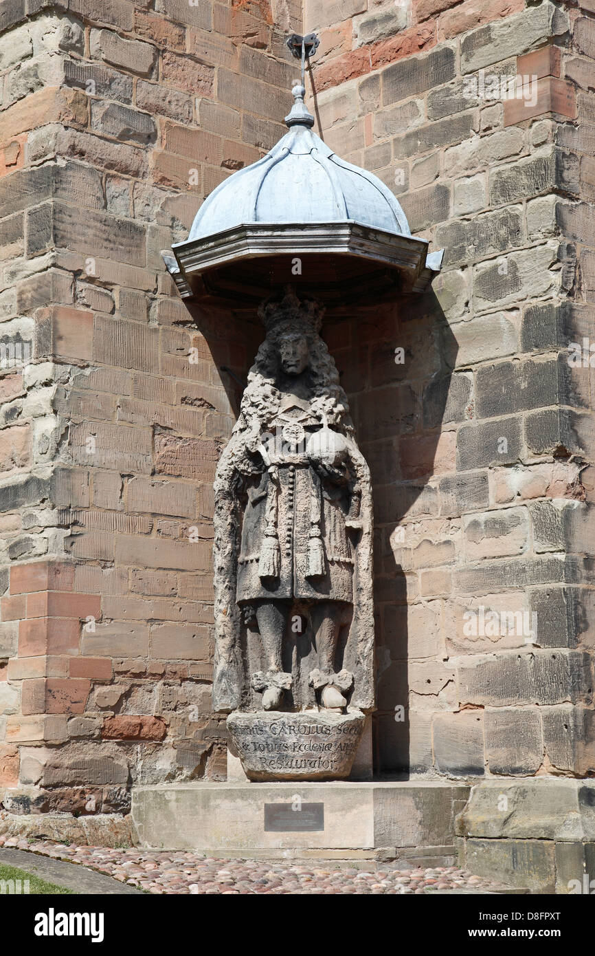 Statue of charles ii hi-res stock photography and images - Alamy
