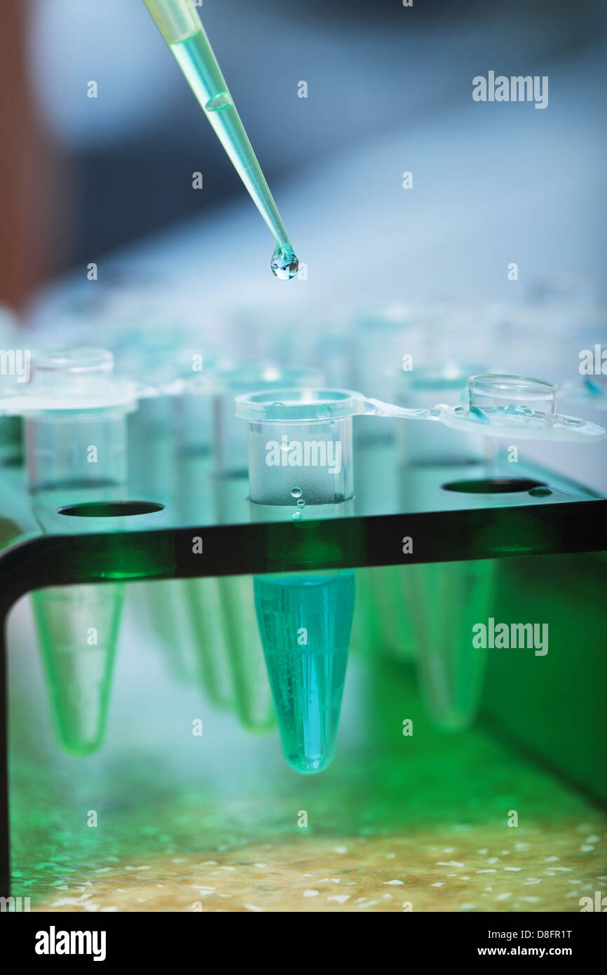 Molecular process hi-res stock photography and images - Alamy
