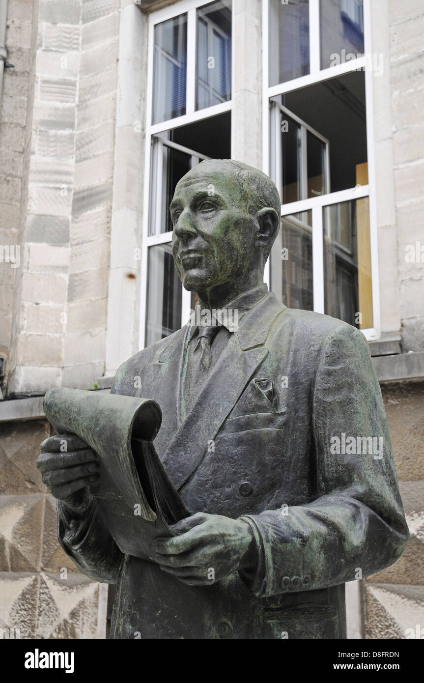 Gerardo diego hi-res stock photography and images - Alamy