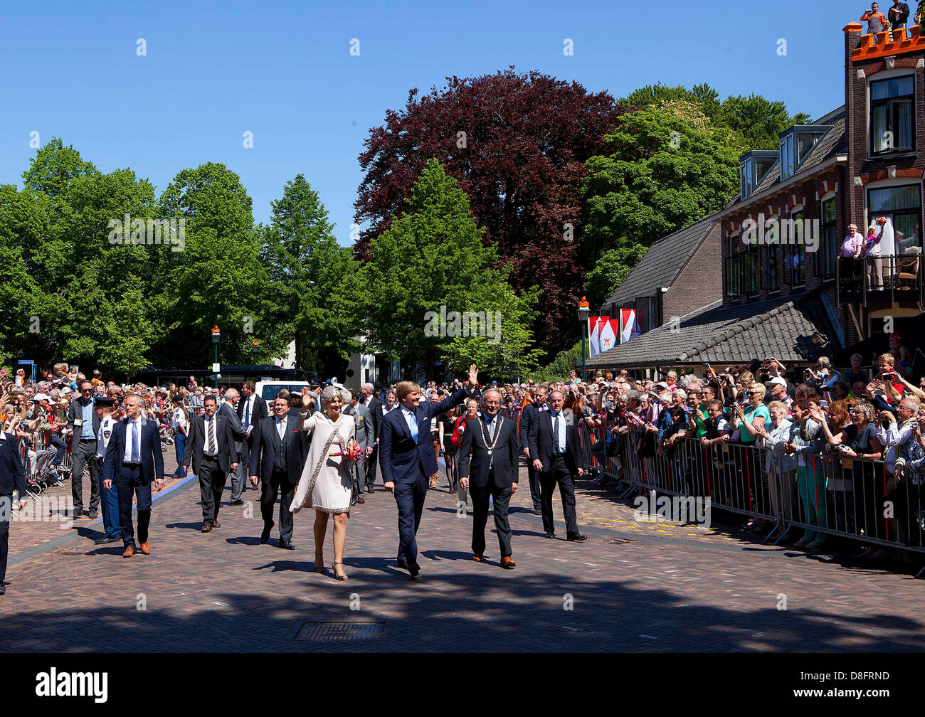 Leek, Netherlands. 28th May 2013. Dutch King Willem-Alexander and Queen ...