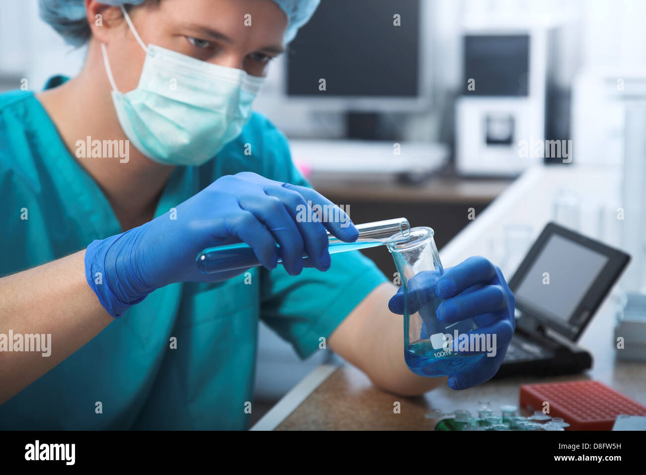 Laboratory test hi-res stock photography and images - Alamy