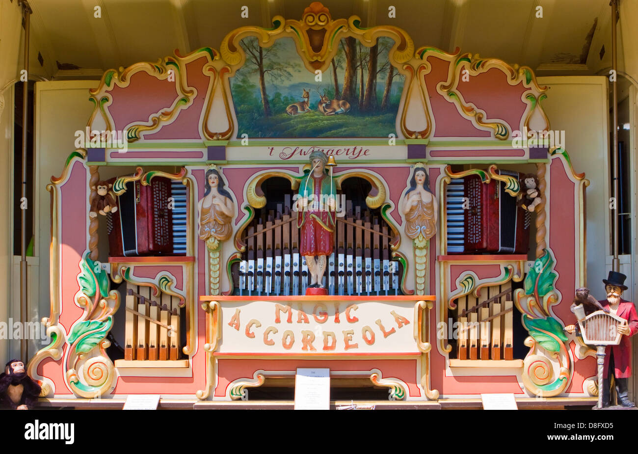 Steam organ hi-res stock photography and images - Alamy