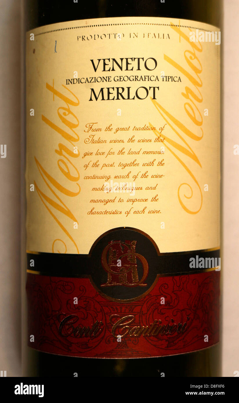 Wine label on bottle Stock Photo - Alamy