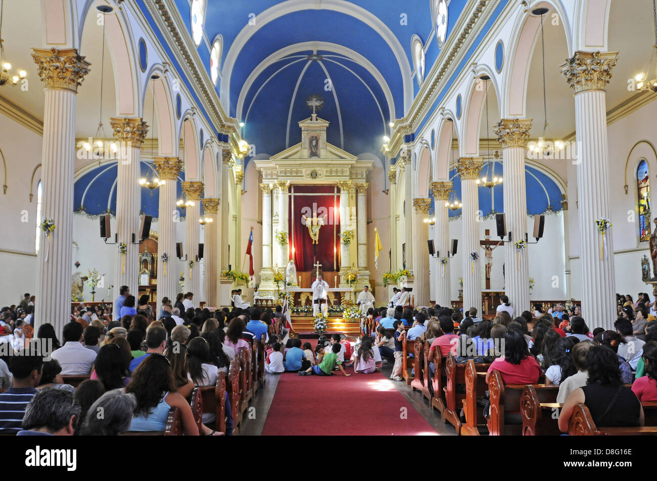 Liturgy service hi-res stock photography and images - Alamy