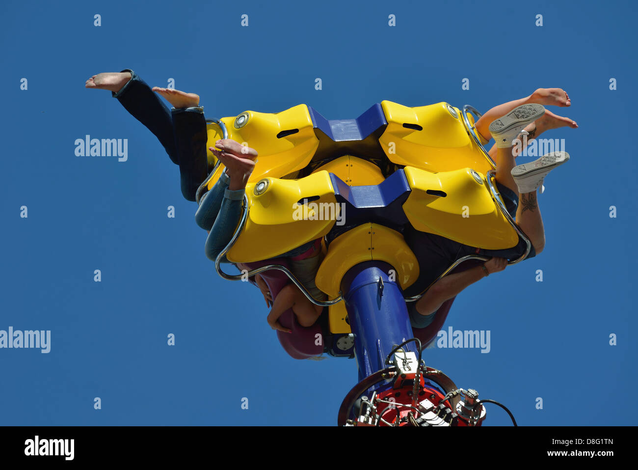 Flying amusement park ride hi-res stock photography and images - Alamy