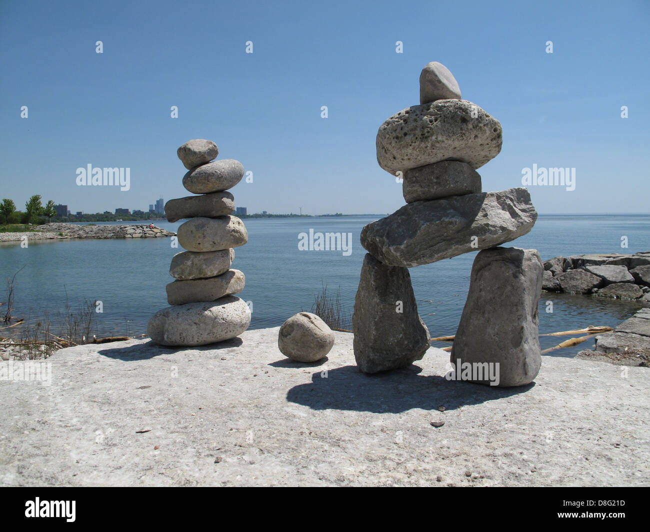 Toronto sculptures hi-res stock photography and images - Alamy
