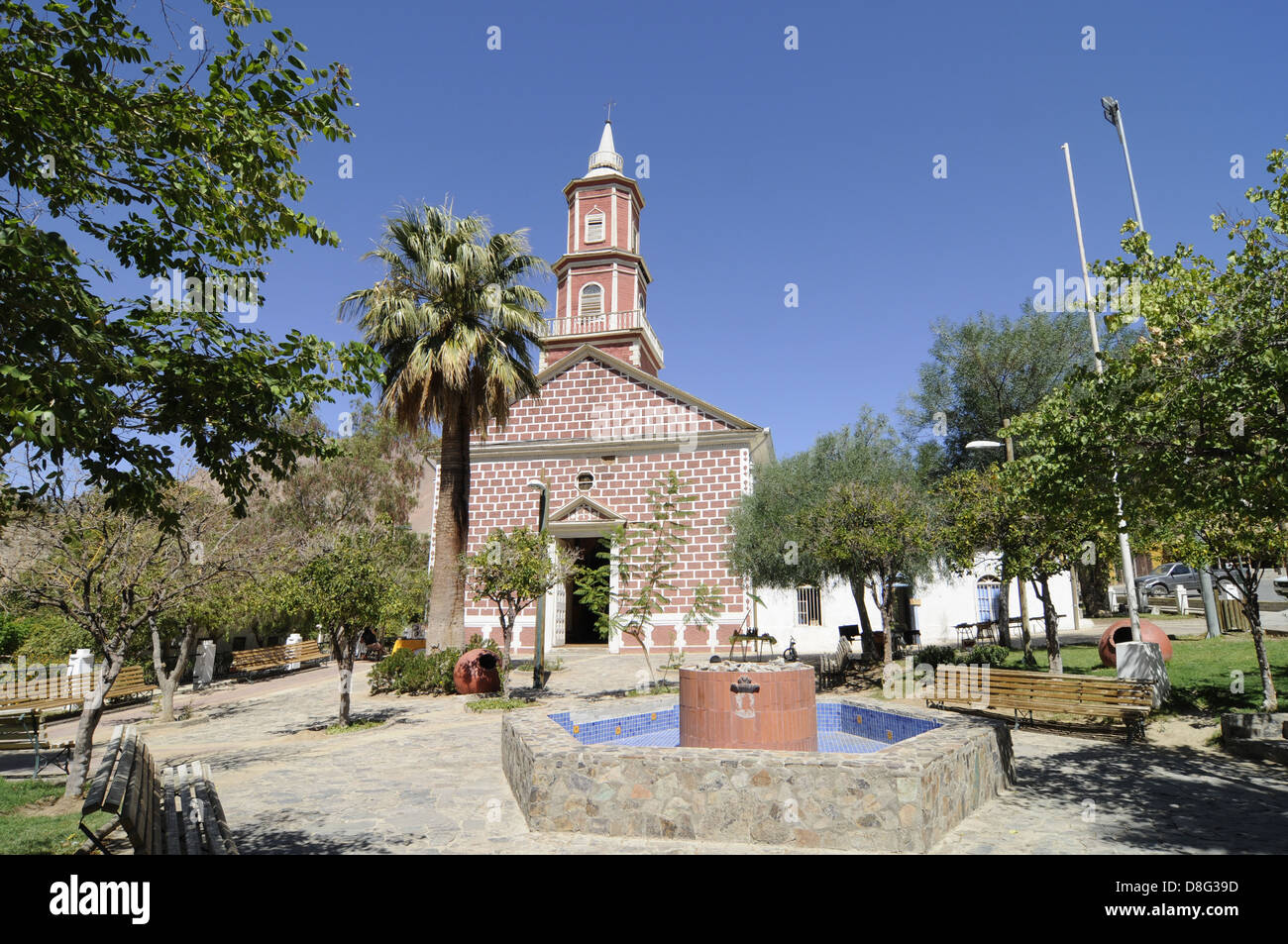 Monte grande chile town square hi-res stock photography and images - Alamy