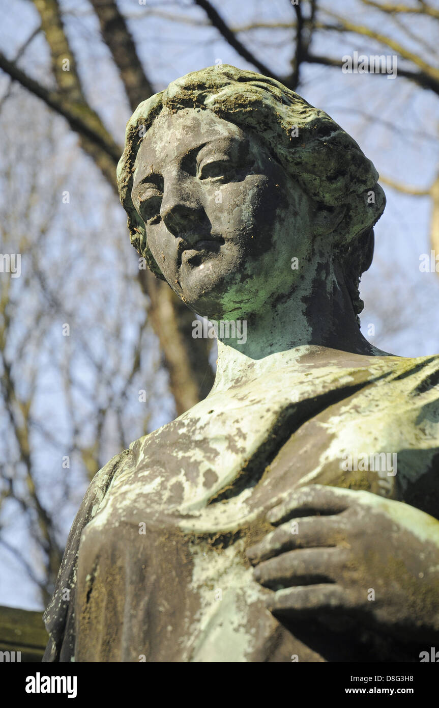 Mourning female figure Stock Photo - Alamy