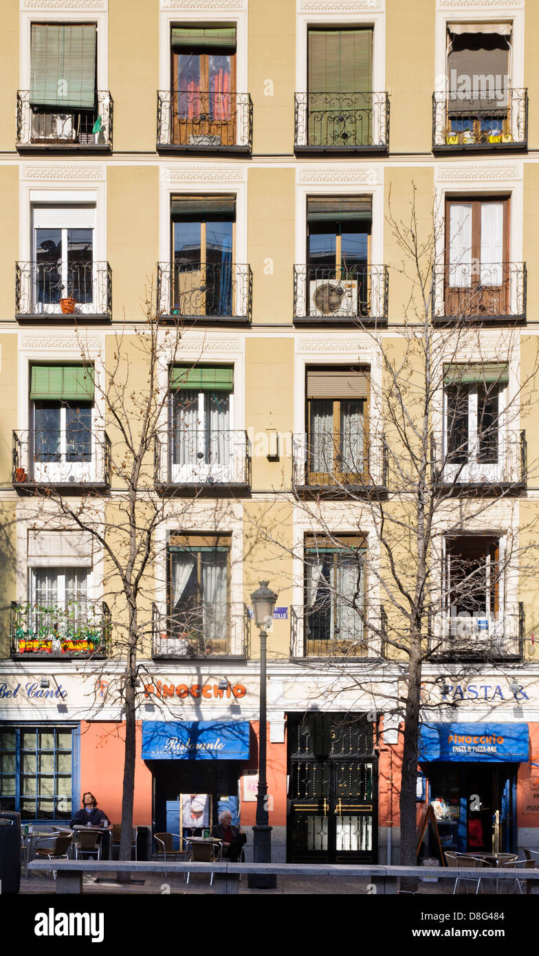 Building front, Madrid, Spain Stock Photo - Alamy
