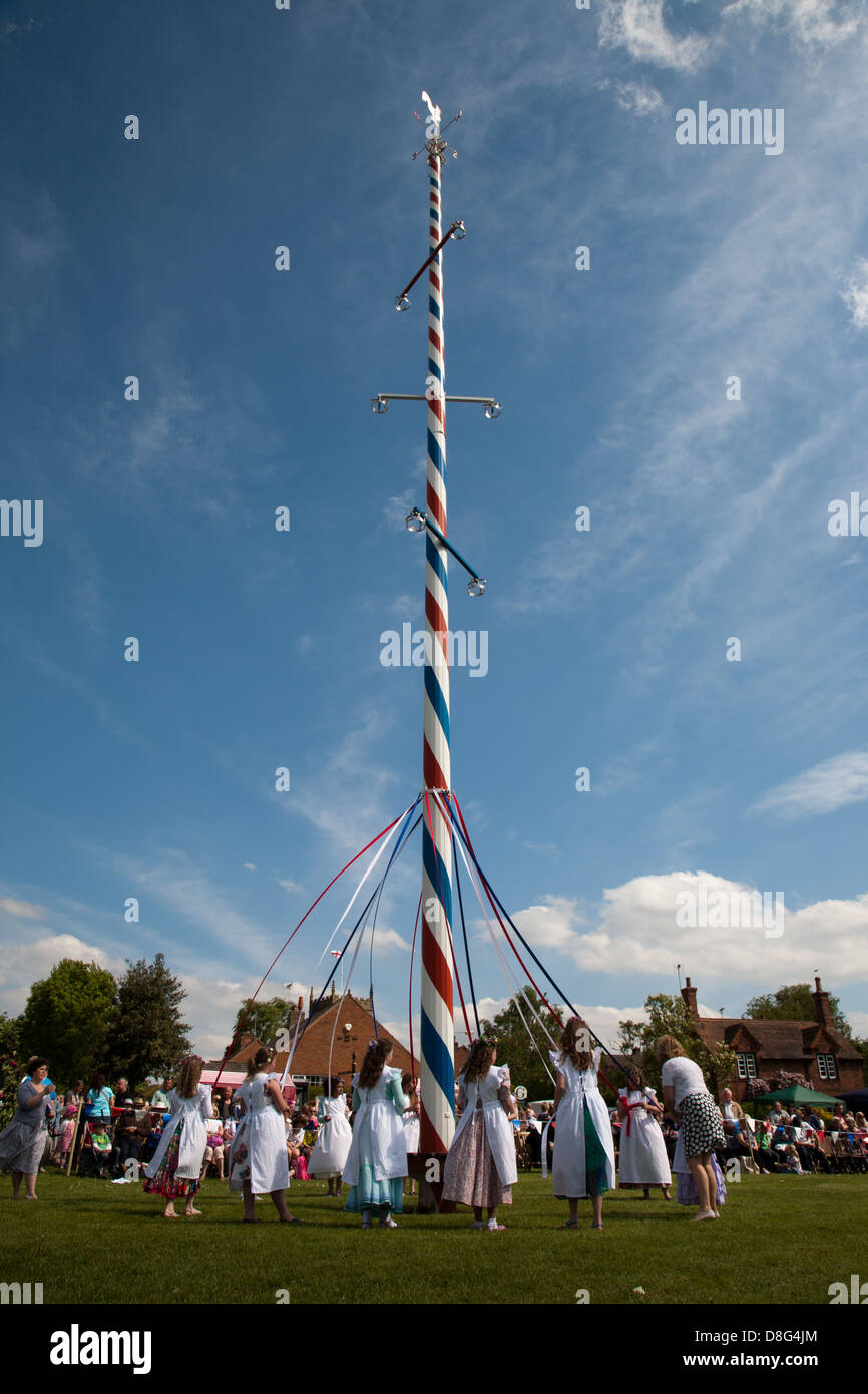 Maypole hi-res stock photography and images - Alamy