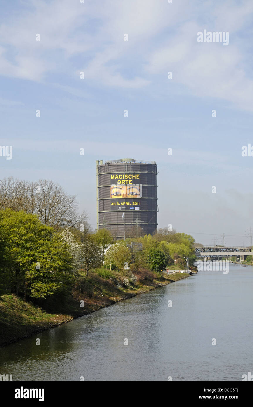 Gasometer historic hi-res stock photography and images - Alamy