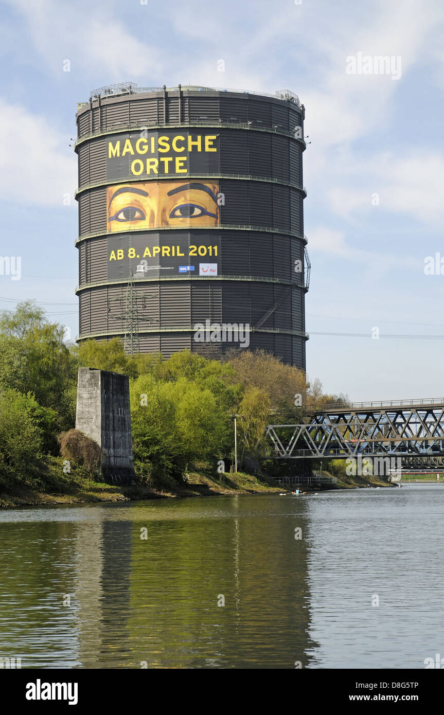 Gasometre hi-res stock photography and images - Alamy