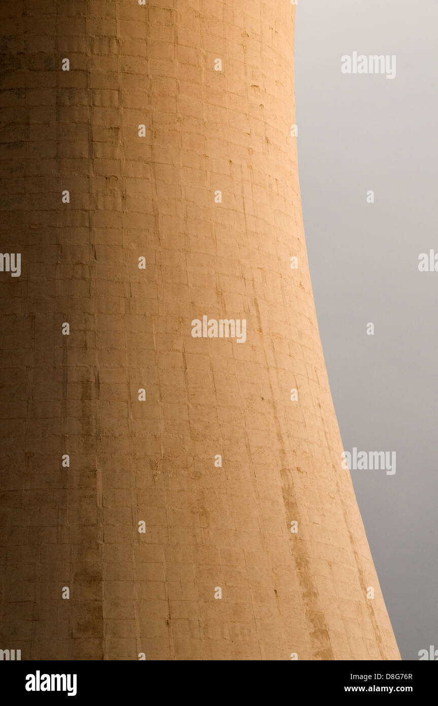 Curve tower hi-res stock photography and images - Alamy