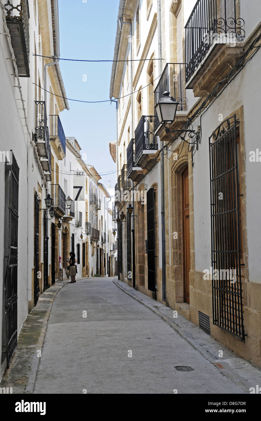 Small alleyway historic town hi-res stock photography and images - Alamy