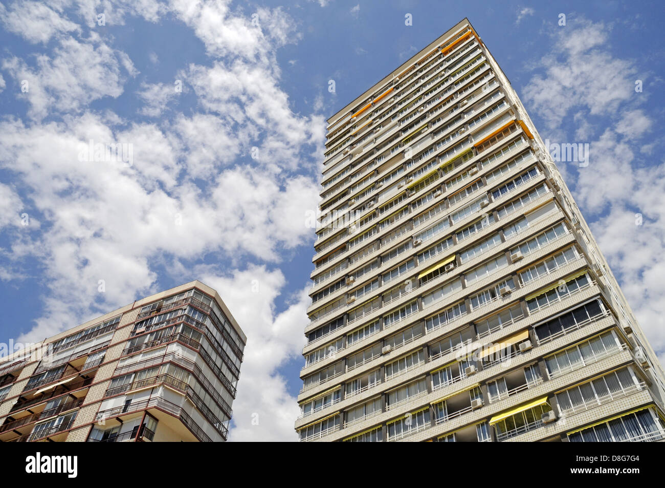 High rise photos hi-res stock photography and images - Alamy