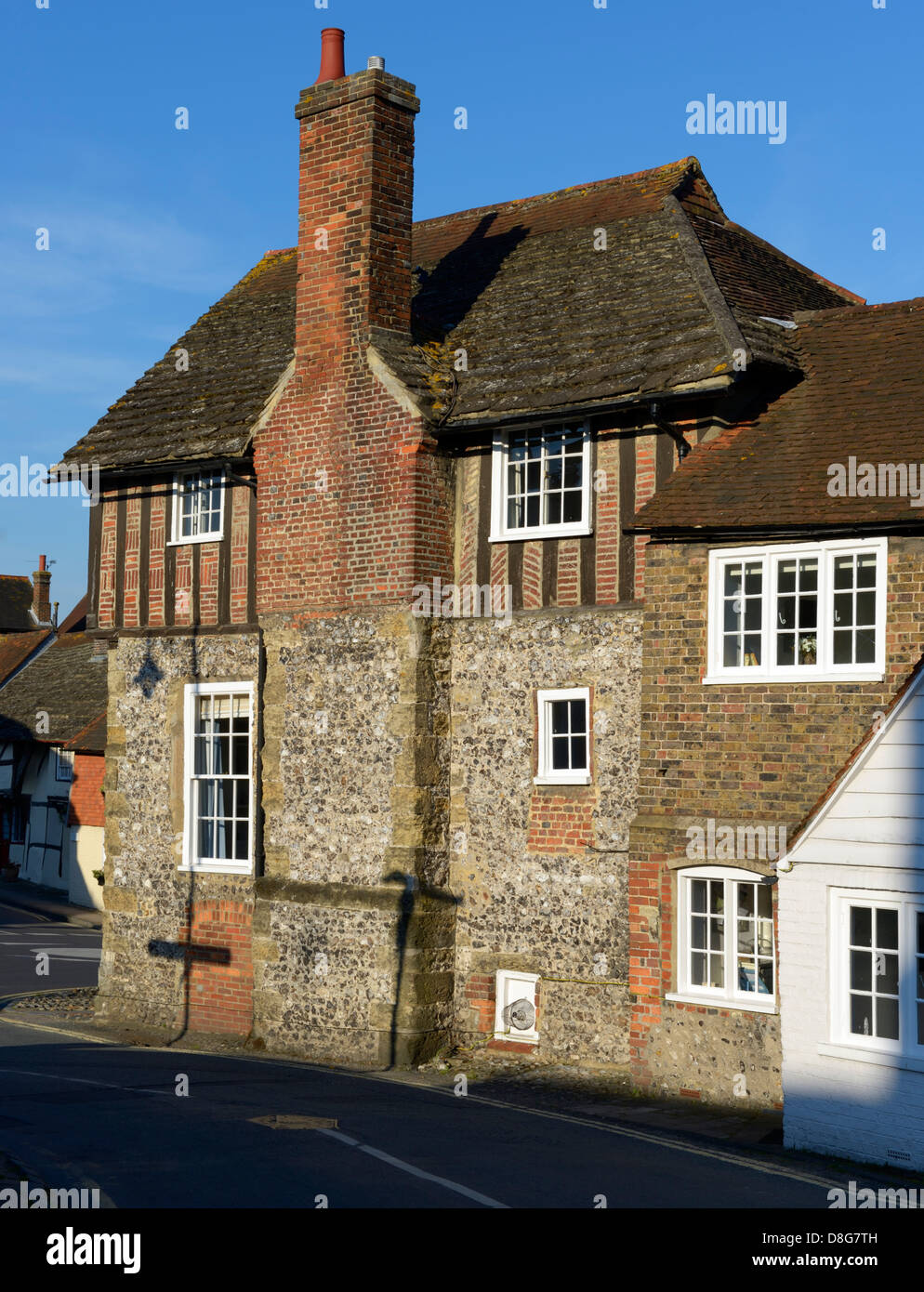 Steyning high street hi-res stock photography and images - Alamy