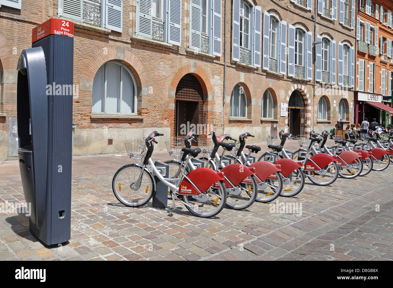 Bikes rental hi-res stock photography and images - Alamy