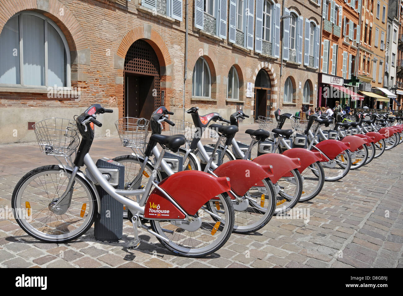 Bikes rental hi-res stock photography and images - Alamy