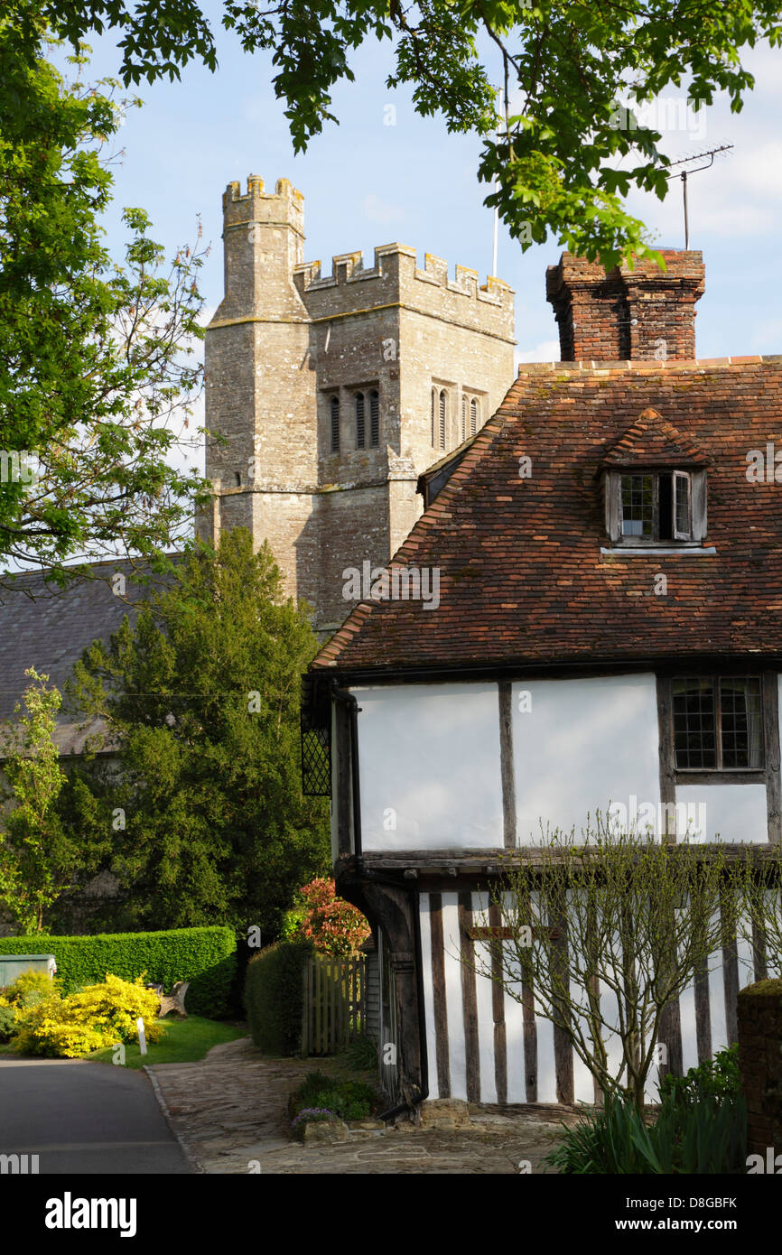 Pretty villages in kent hi-res stock photography and images - Alamy