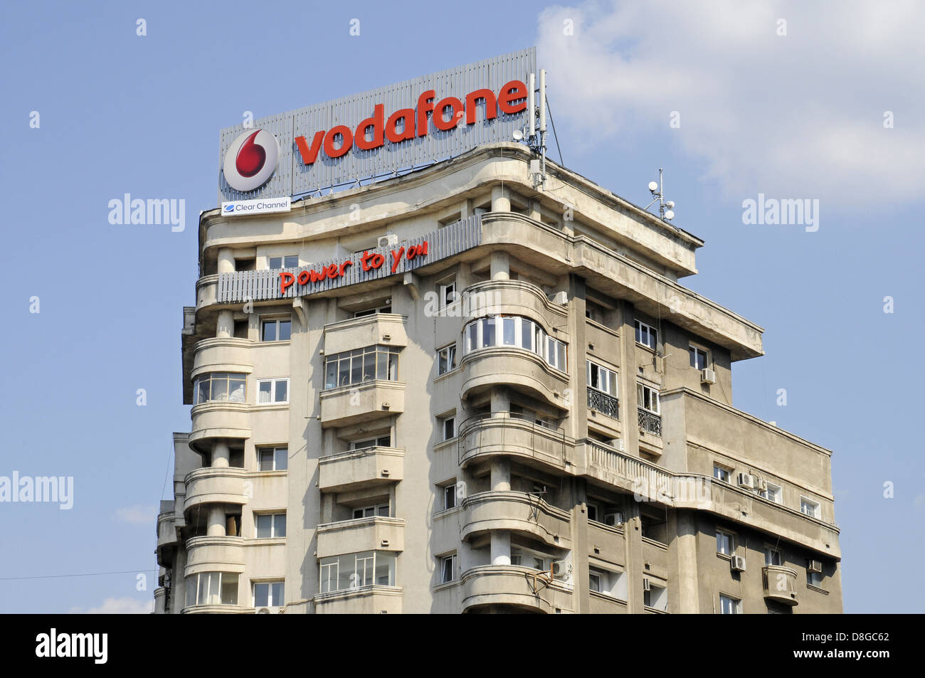 Vodafone advert hi-res stock photography and images - Alamy