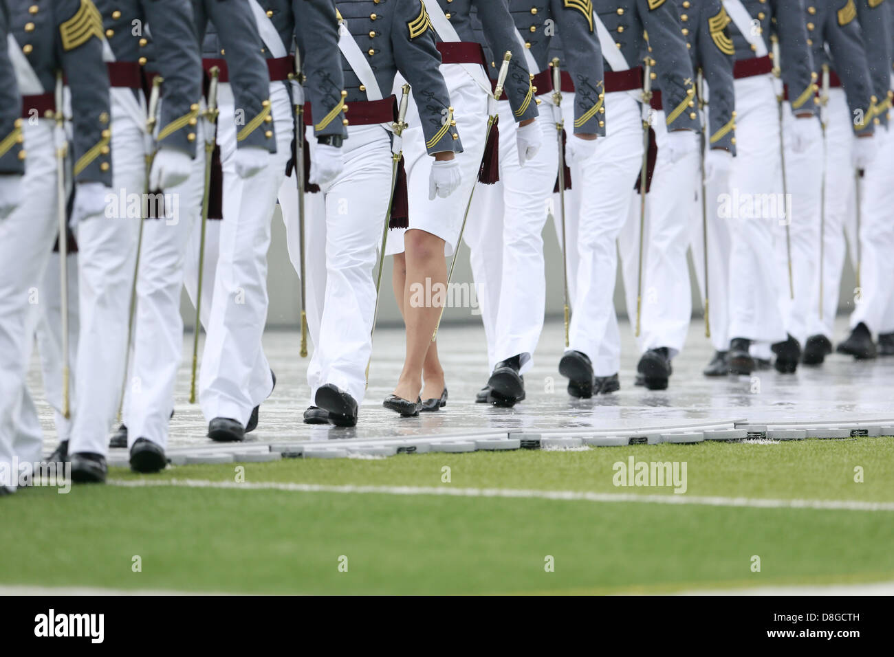 Between legs woman hi-res stock photography and images - Alamy