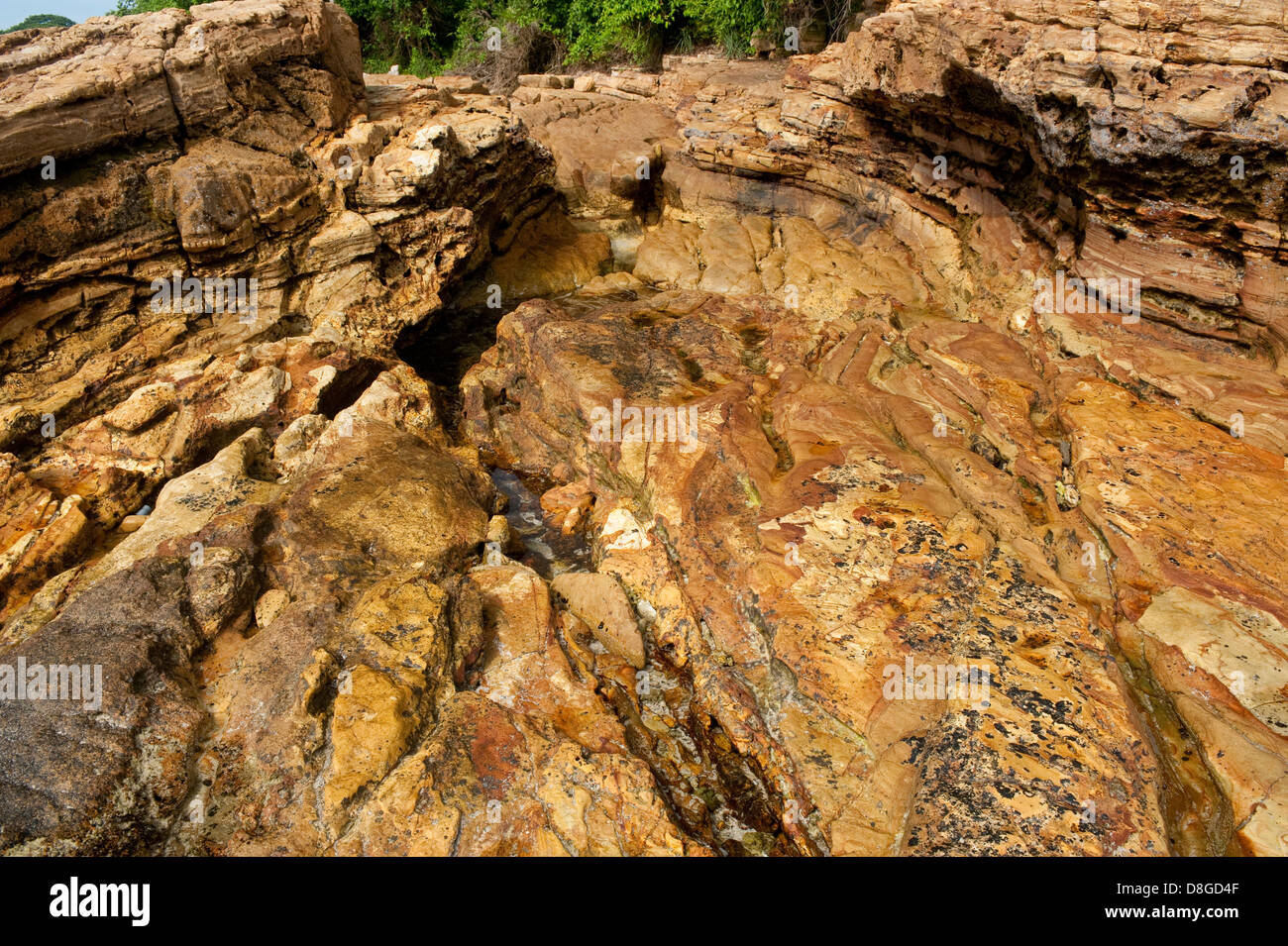 Low angle rocks hi-res stock photography and images - Alamy