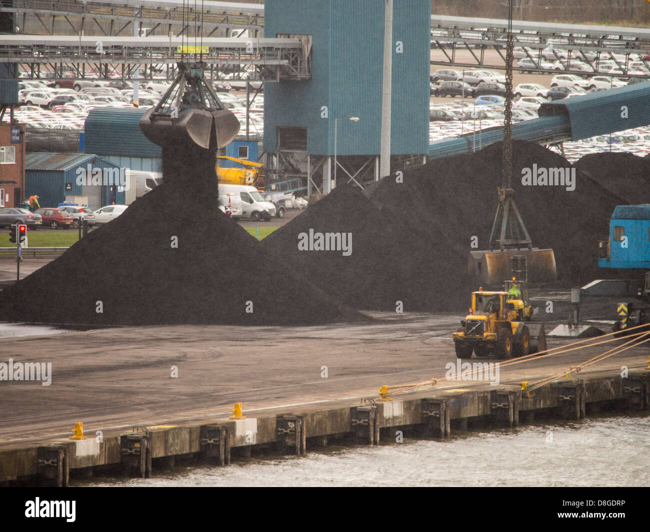Coal ship newcastle hi-res stock photography and images - Alamy