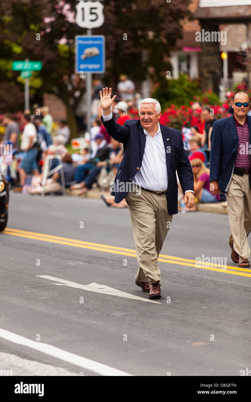Pennsylvania Governor Tom Corbett in the Memorial Day Parade in ...