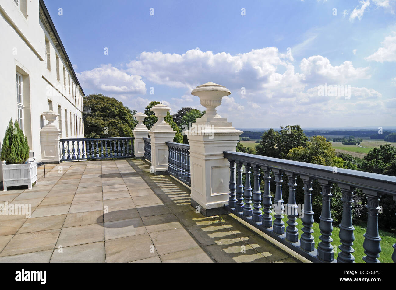 Cappenberg palace hi-res stock photography and images - Alamy