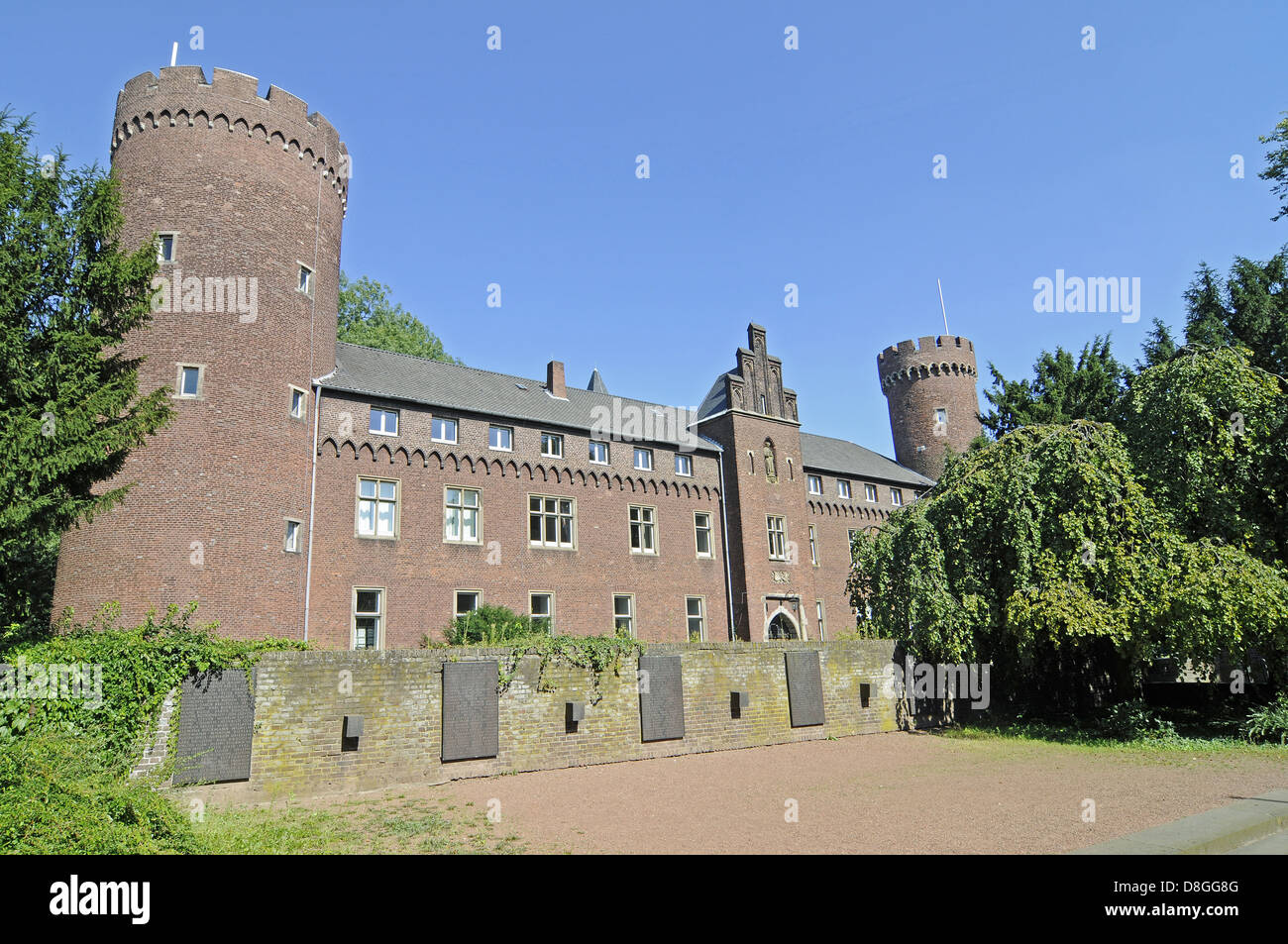 Electoral Cologne country castle Stock Photo - Alamy