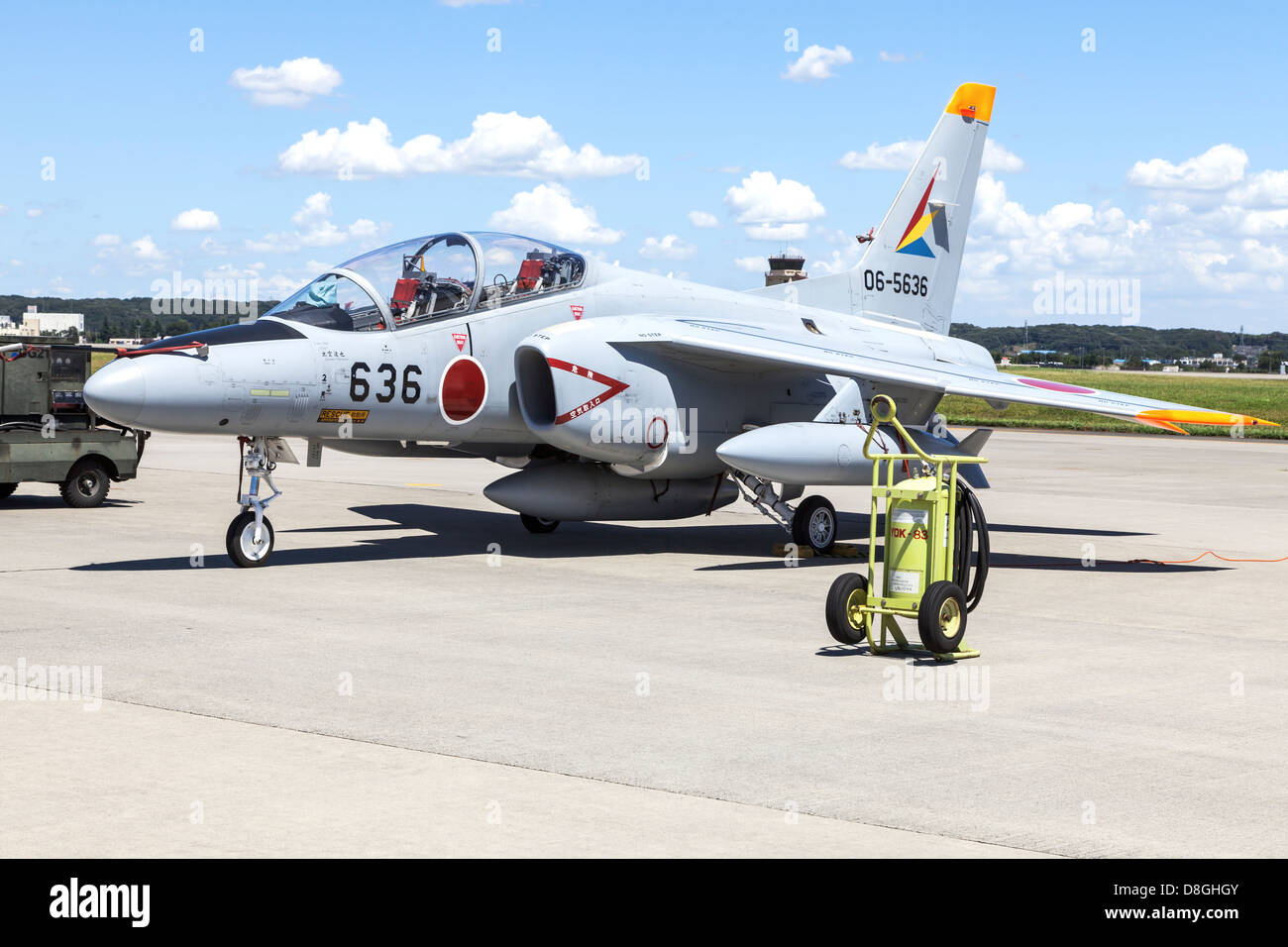 4 t hi-res stock photography and images - Alamy