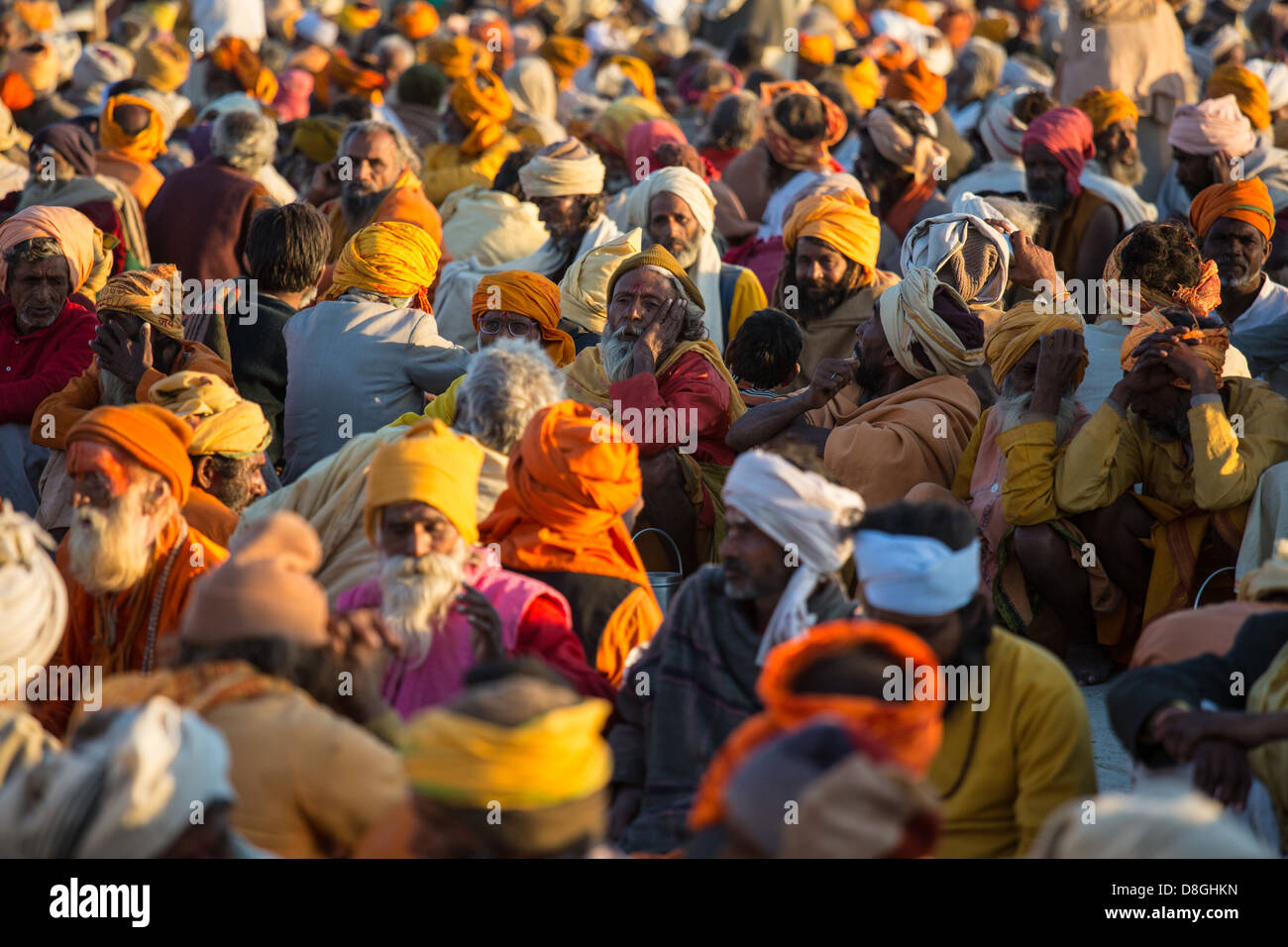 Food distribution india hi-res stock photography and images - Alamy