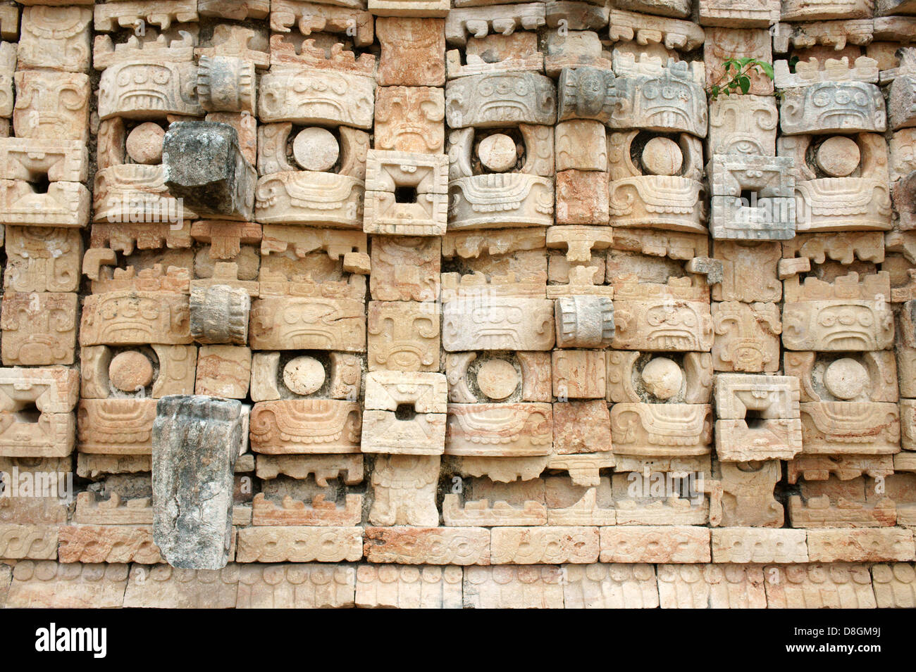 The Codz Poop or Palace of the Masks at the Mayan ruins of Kabah ...
