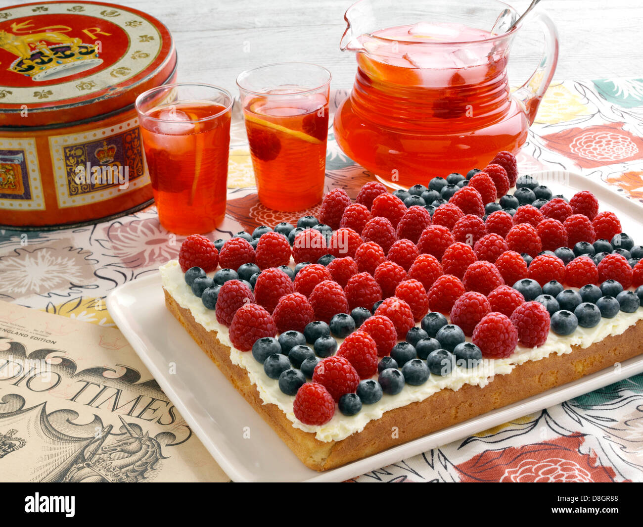 Union jack cake hi-res stock photography and images - Alamy