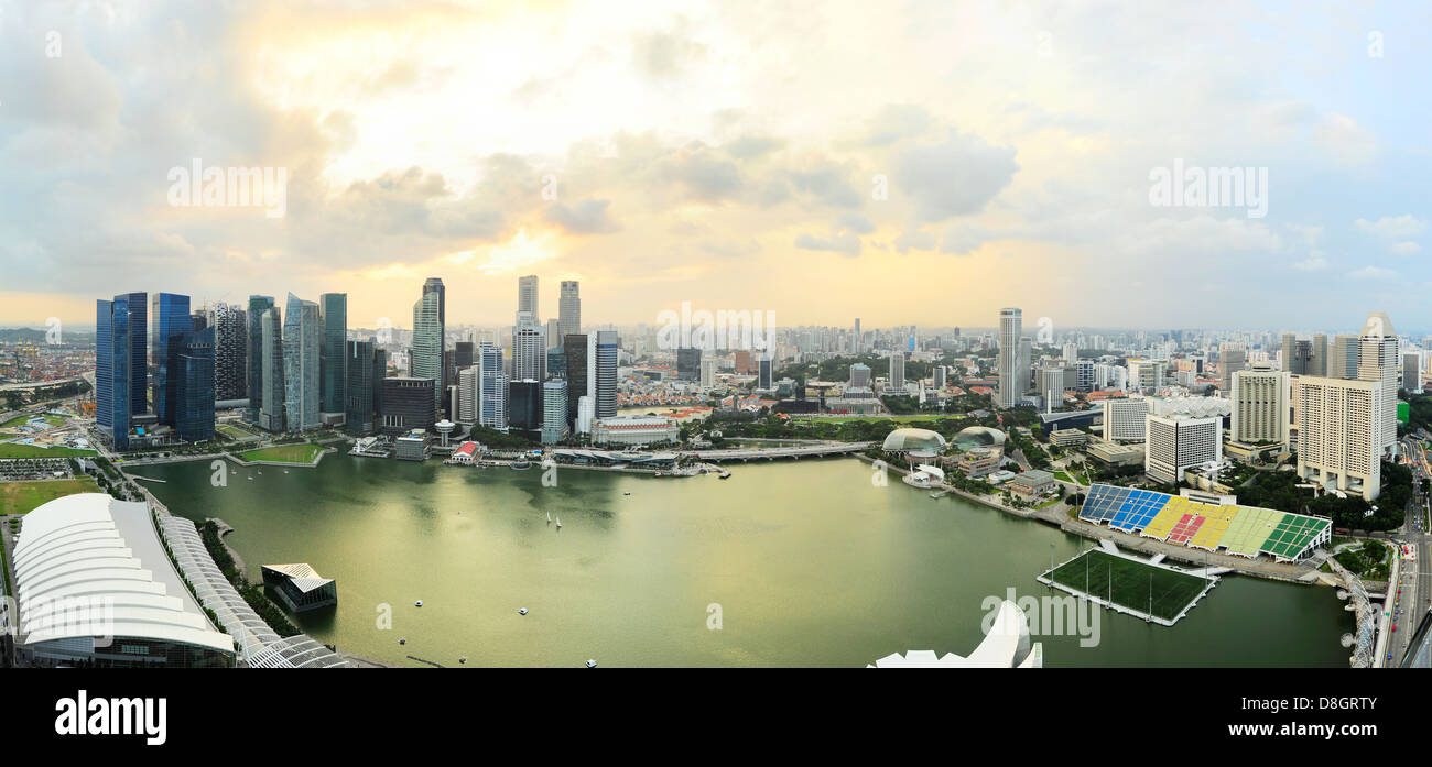 Singapore at sunset hi-res stock photography and images - Alamy