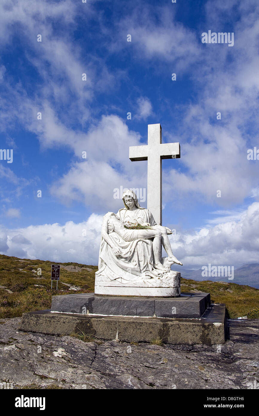 Jesus statue ireland hi-res stock photography and images - Alamy