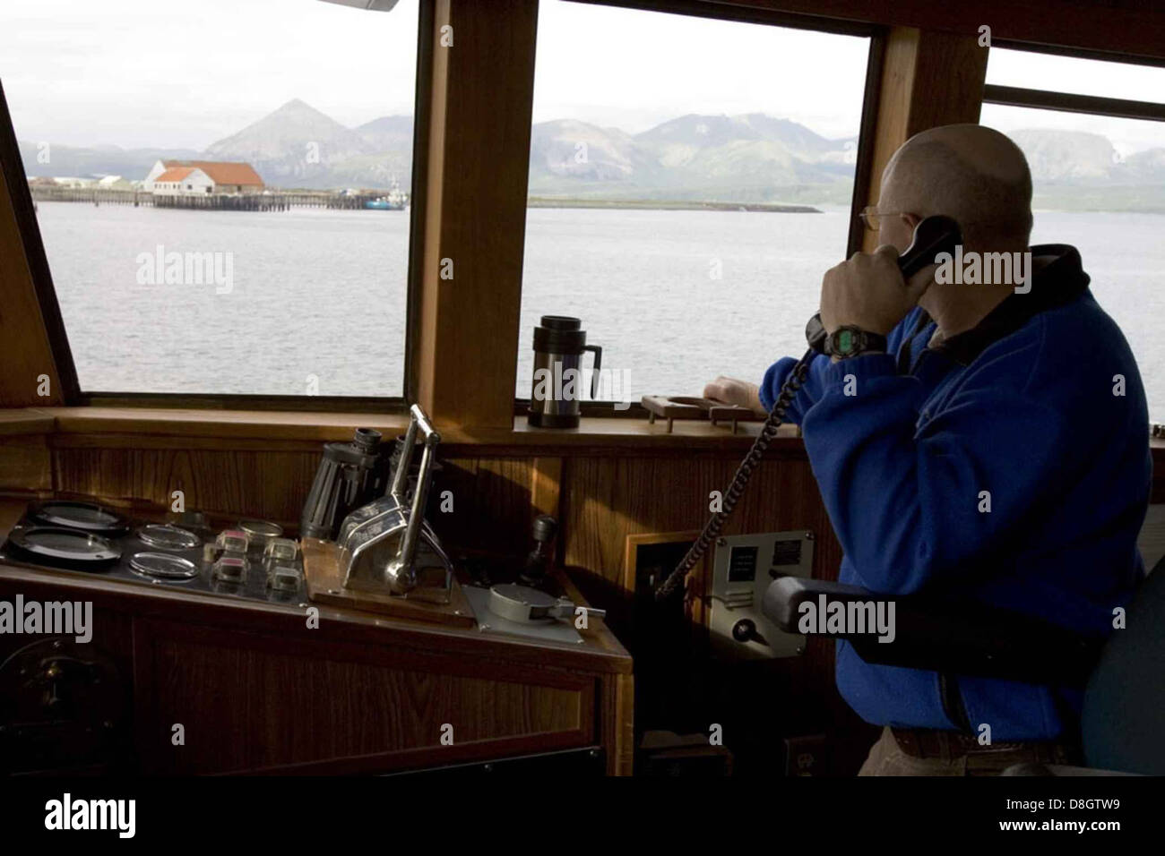 Ships bridge deck hi-res stock photography and images - Alamy