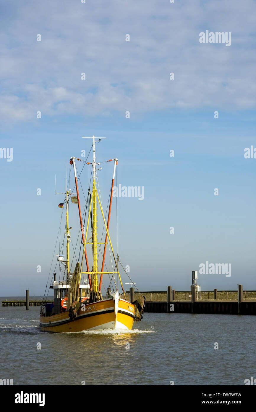 Shrimp trawler hi-res stock photography and images - Alamy