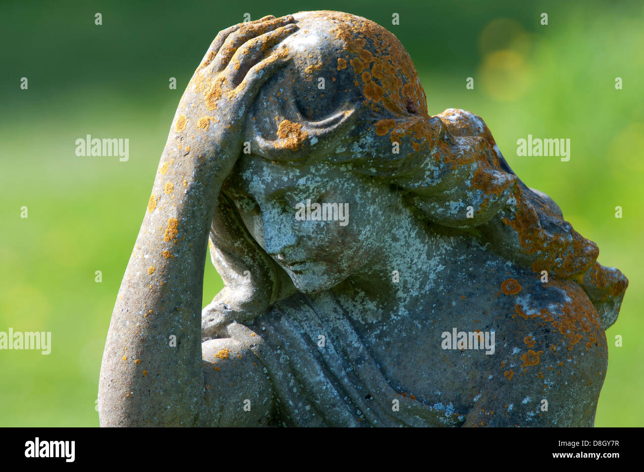 Stone angel as gravestone hi-res stock photography and images - Alamy