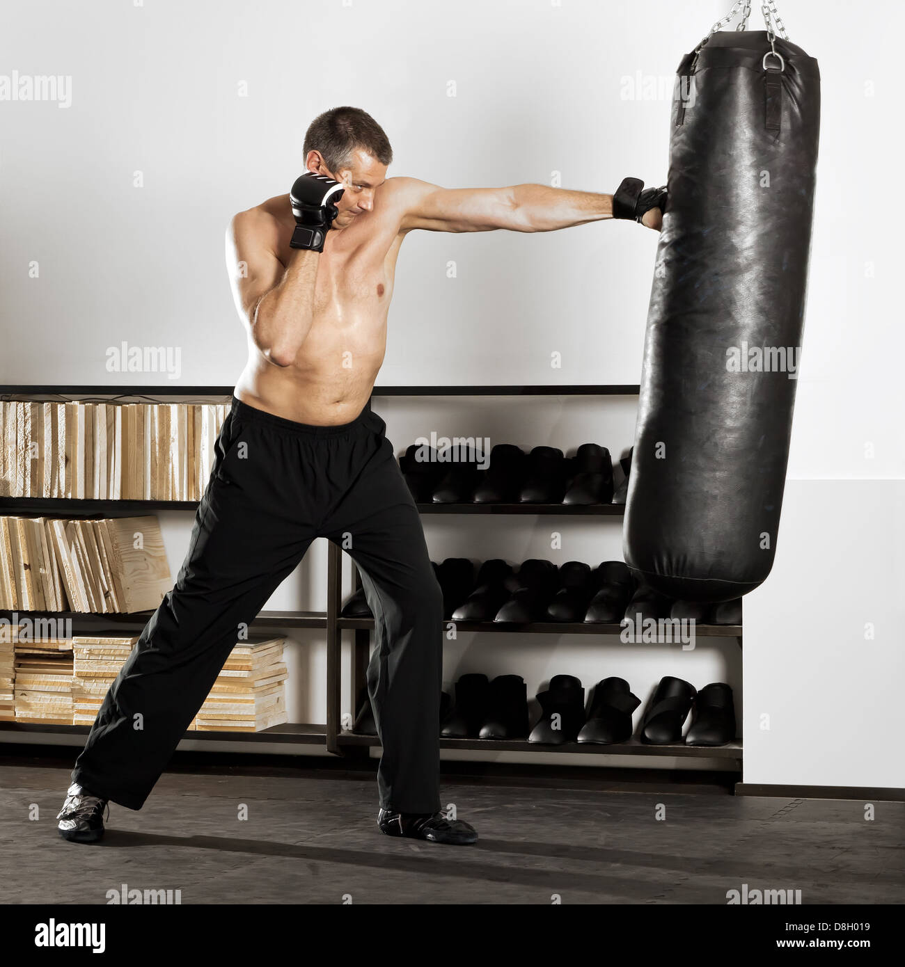 Boxing sack hi-res stock photography and images - Alamy