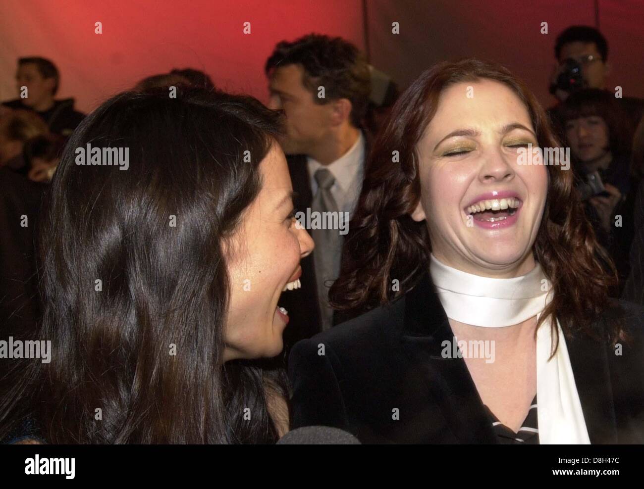 Drew Barrymore And Lucy Liu High Resolution Stock Photography and Images - Alamy