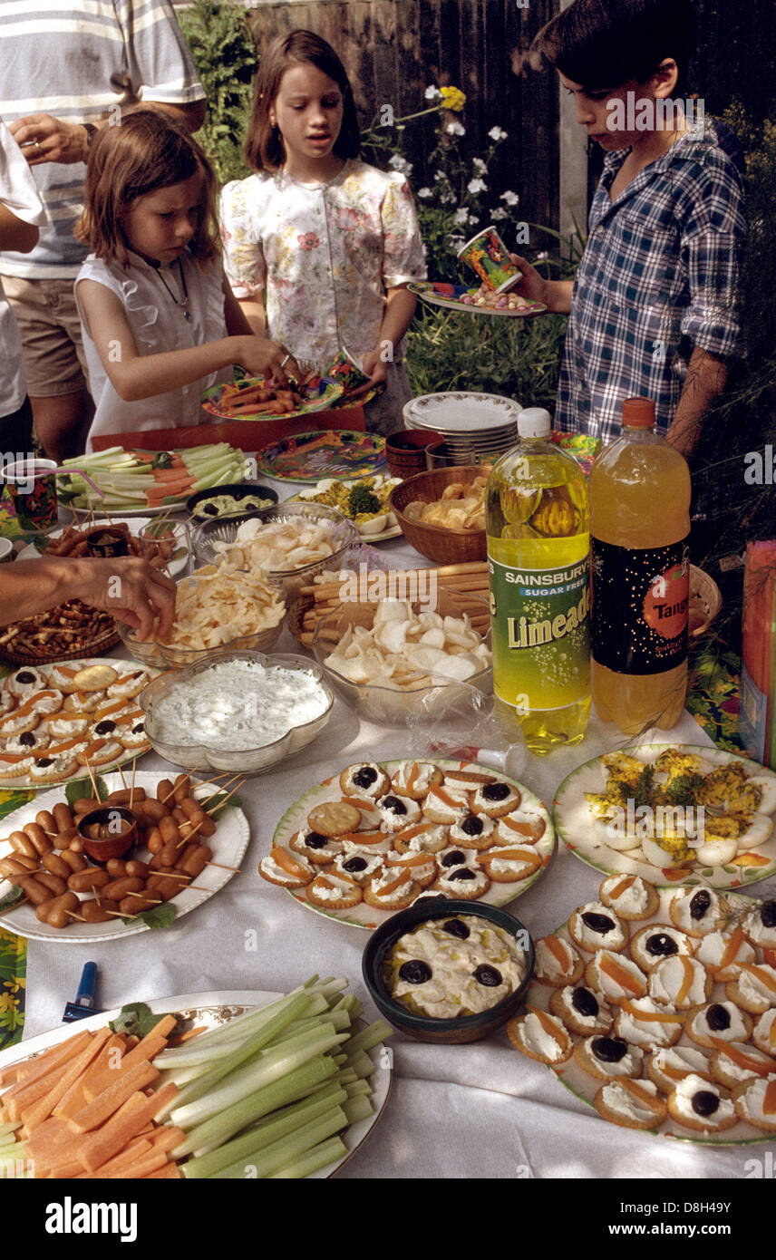buffet spread at a children's party Stock Photo - Alamy
