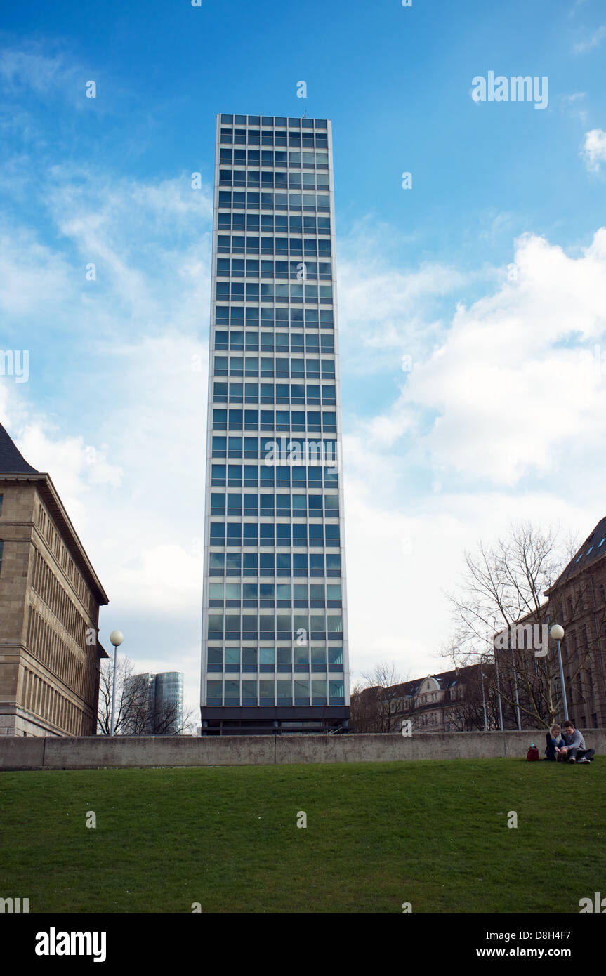 Vodafone building hi-res stock photography and images - Alamy